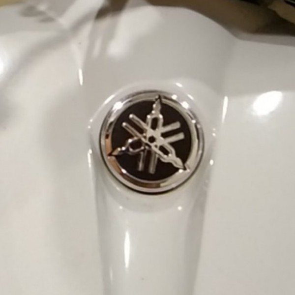 Yamaha Nouvo LC Logo Emblem Logo NouvoLC Depan Horn Cover Logo Timbul ...