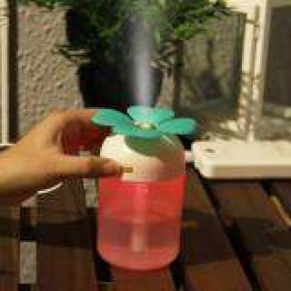 [RANDOM COLOR] Lucky Clover Colourful Light Ultrasonic USB Humidifiers ...